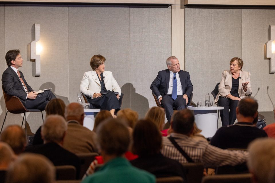 Voting Intentions and AGM Reports